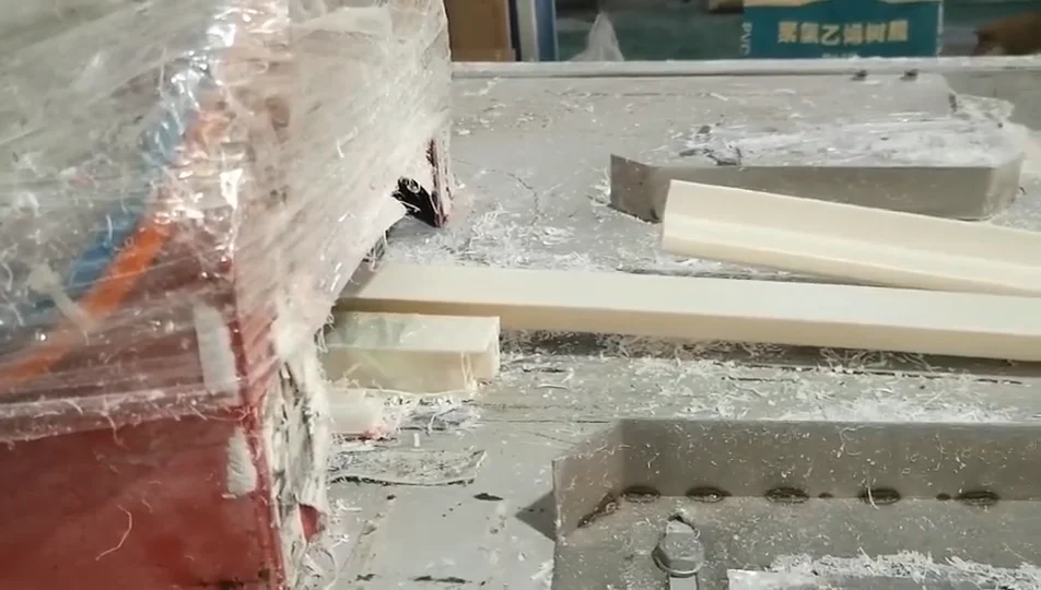 Soundproof Plastic Extrusion Walling Profiles Pvc Stretch Edge Frame ...