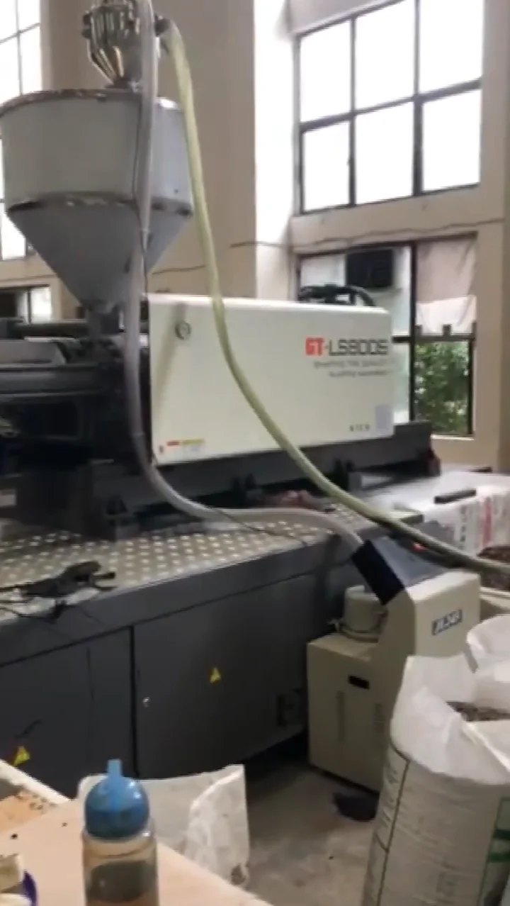 Large Plastic Injection Molding Machine 800 Ton Injection Moulding ...