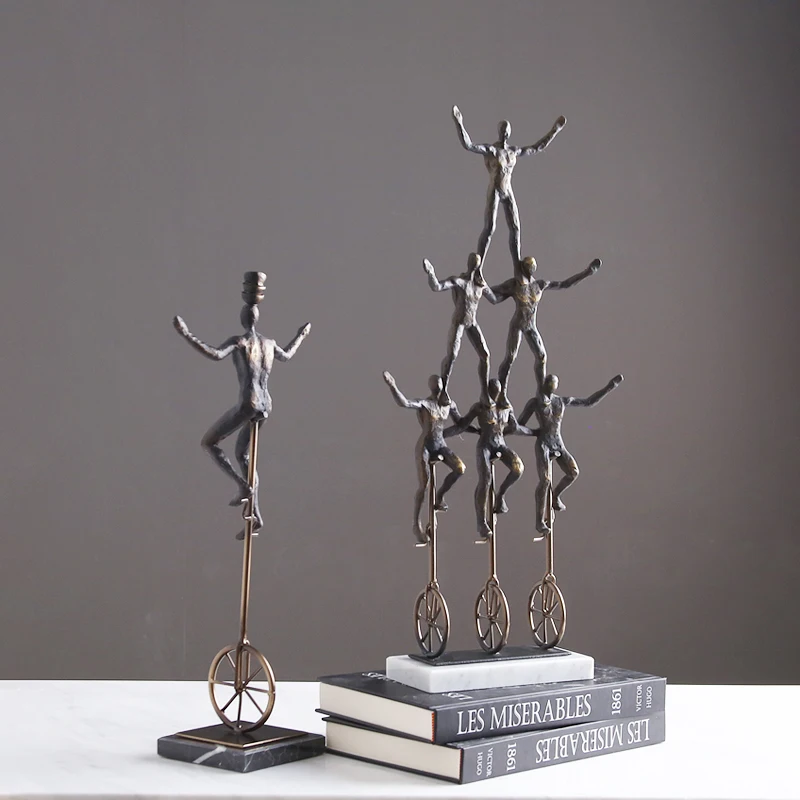 Moderne Simple Noir Résine Acrobat Statues Ornements En Métal Décor À ...