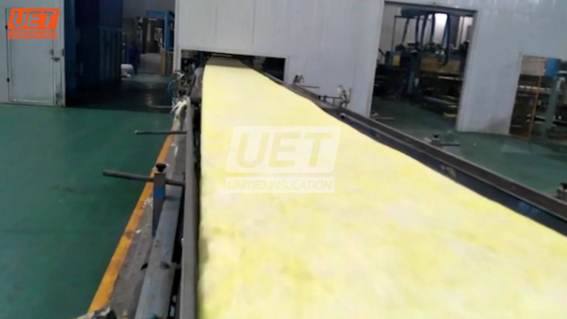 White Pvc Foil-clad Glass Wool Vinyl Covered Glass Wool Insulation Roof ...
