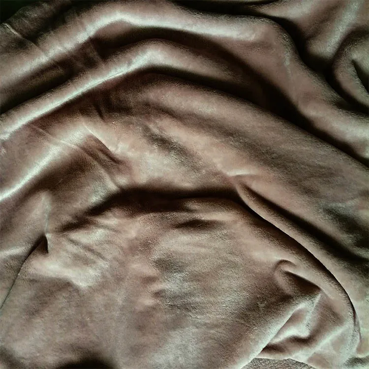 100% Polyester Solid Flannel Fleece Blanket In Factory China - Buy ...