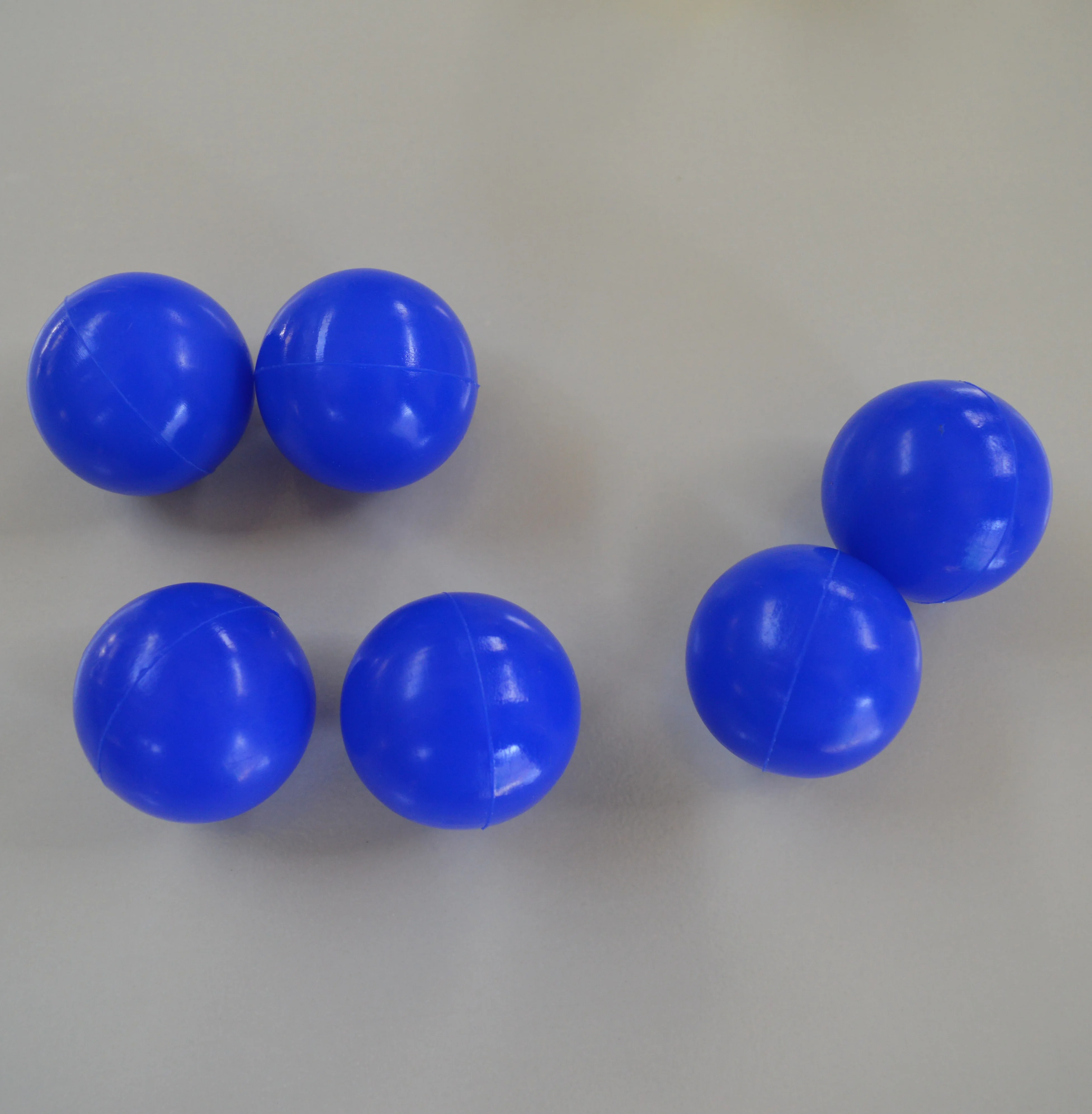 Customized 1.5 Inch Soft Elastic Blue Rubber Ball - OEM