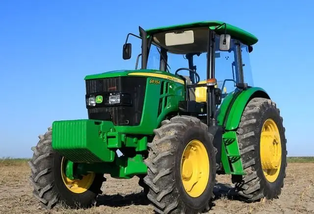 1695721M2 82015101 Aluminum Radiator for Massey Ferguson Tractors