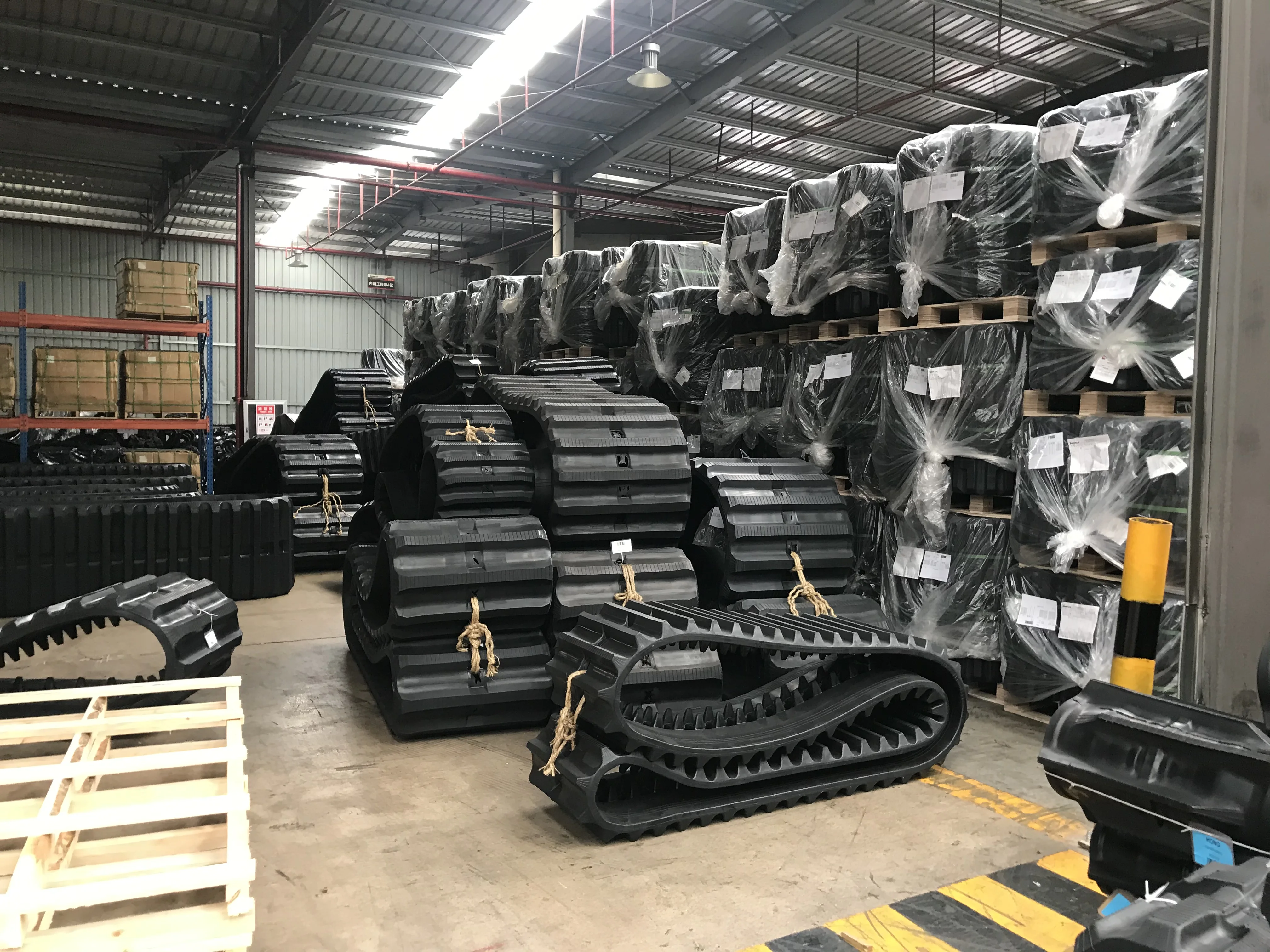 Undecarriages Rubber Track Crawler Chassis Crawler Carrier Rubber Track ...