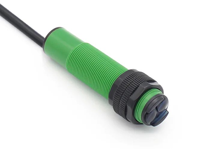 Long Sensing Distance 3m Optical Proximity Sensor E3F-DS300C1