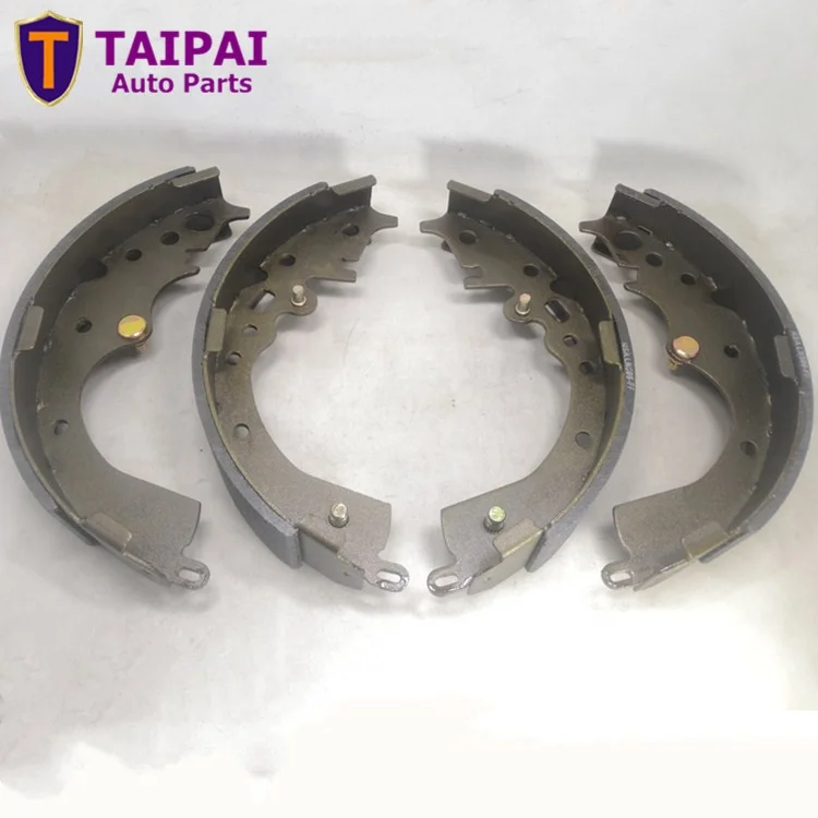 Brake Shoes for TOYOTA HIACE TACOMA 04495-26240 04495-04010
