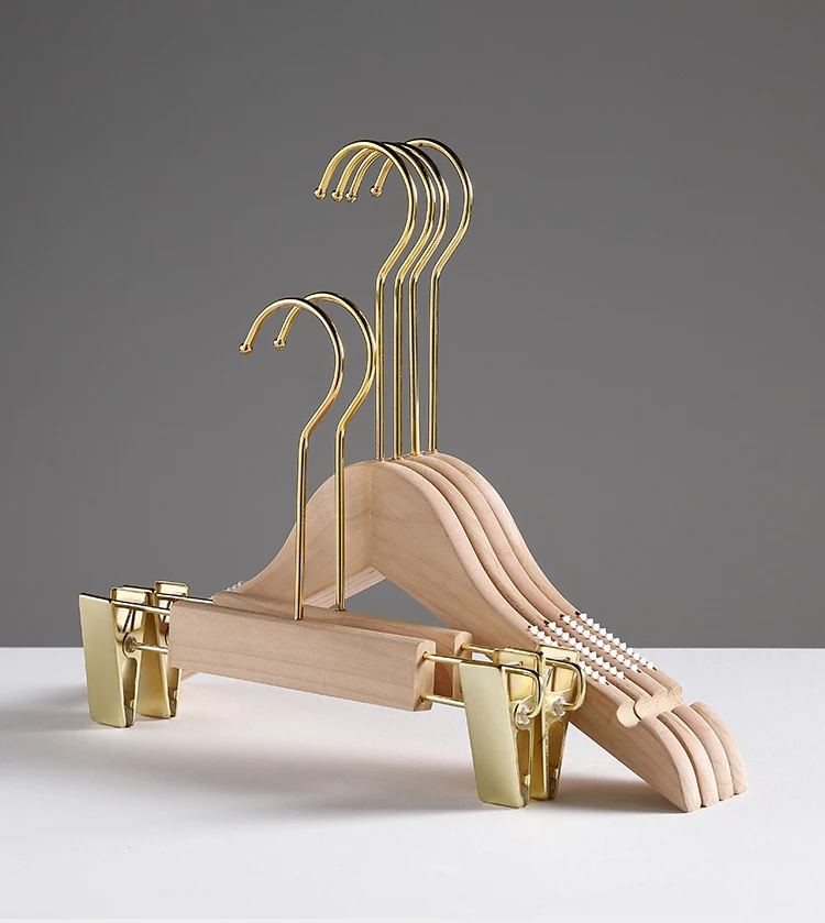 Custom Logo Natural Wood Clothes Hangers for Boutiques