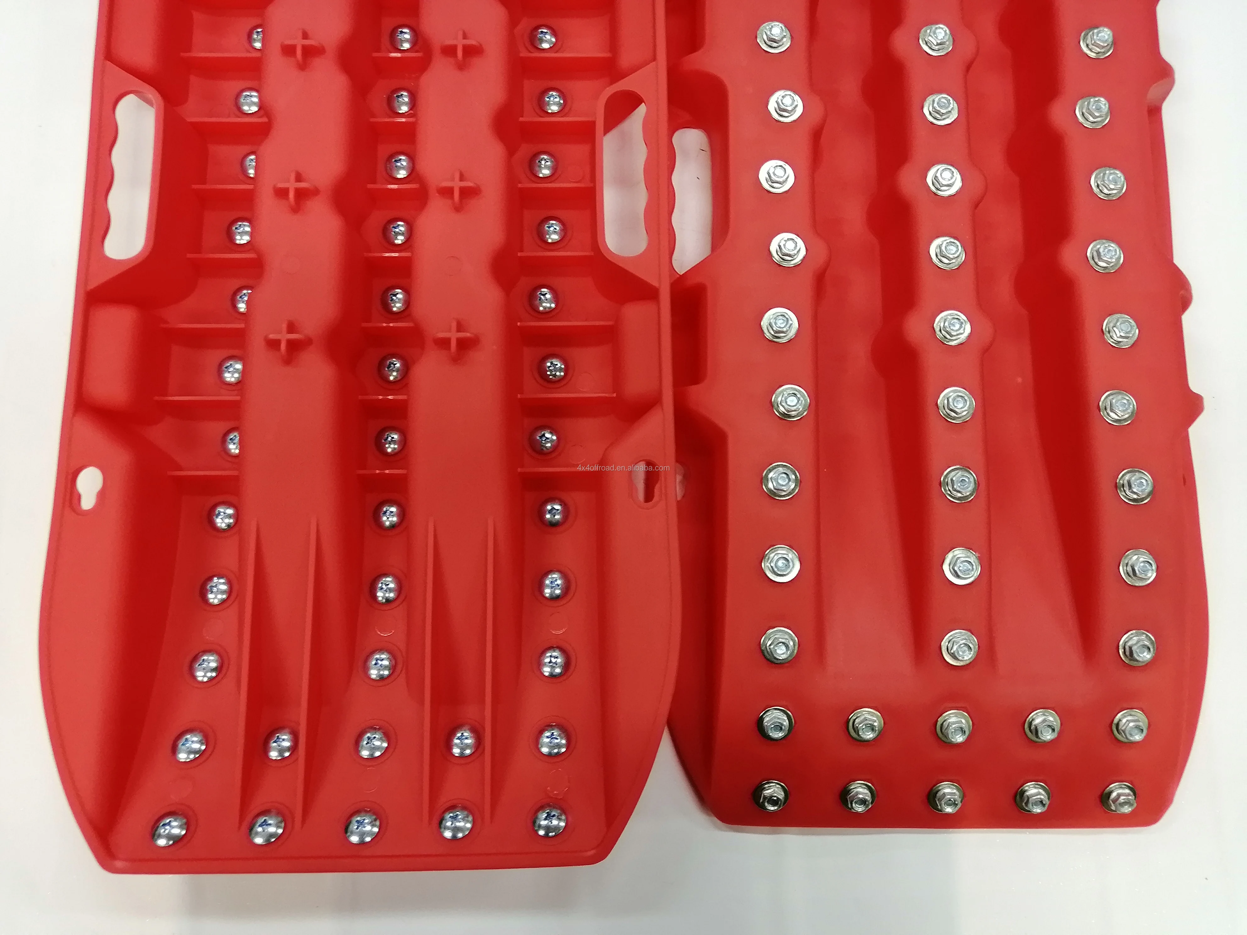 4x4 Recovery Tracks with Metal Studs - Durable & Versatile