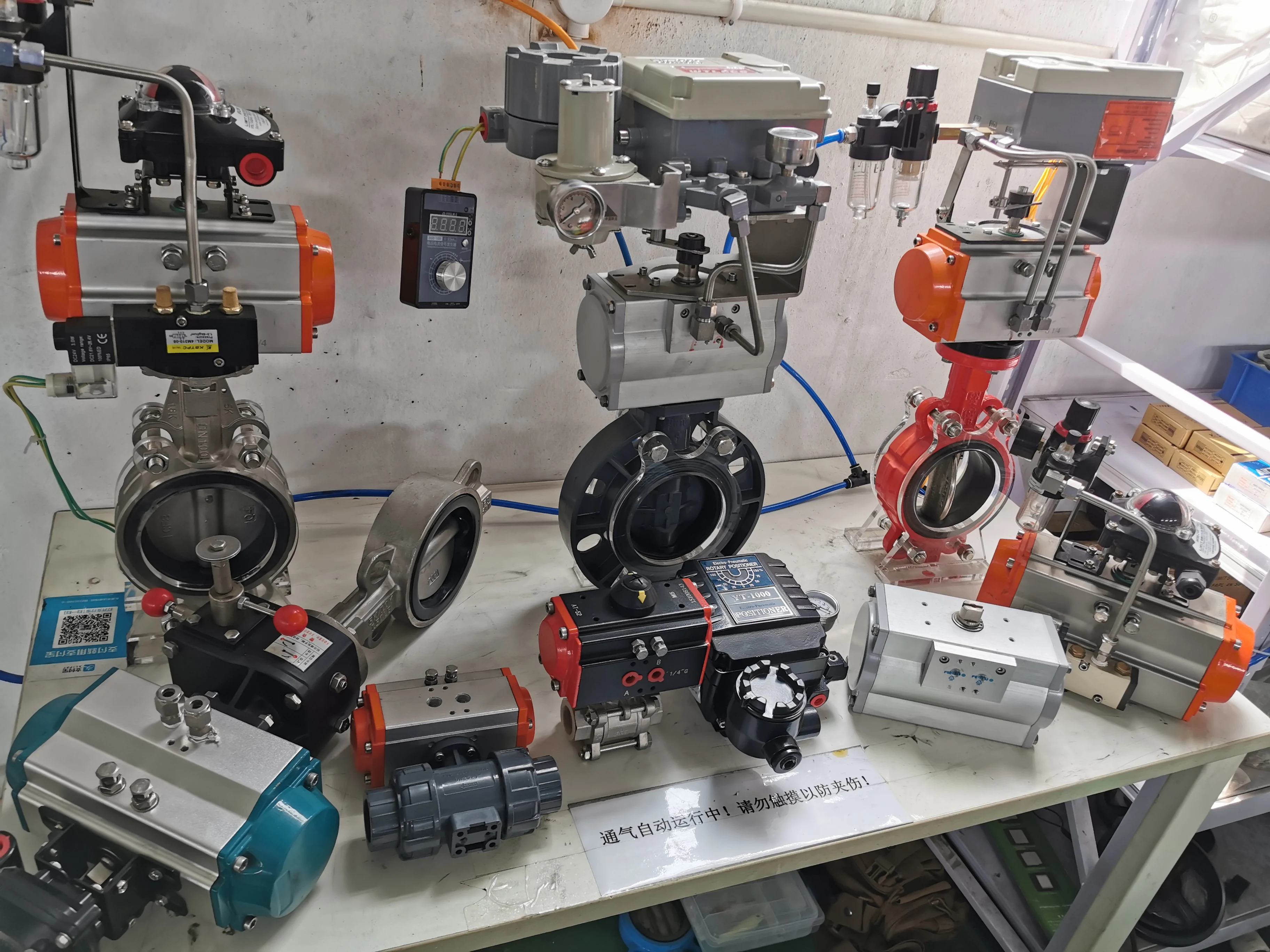 DN40 Corrosion-Resistant Stainless Steel 3-Way Pneumatic Ball Valve ...