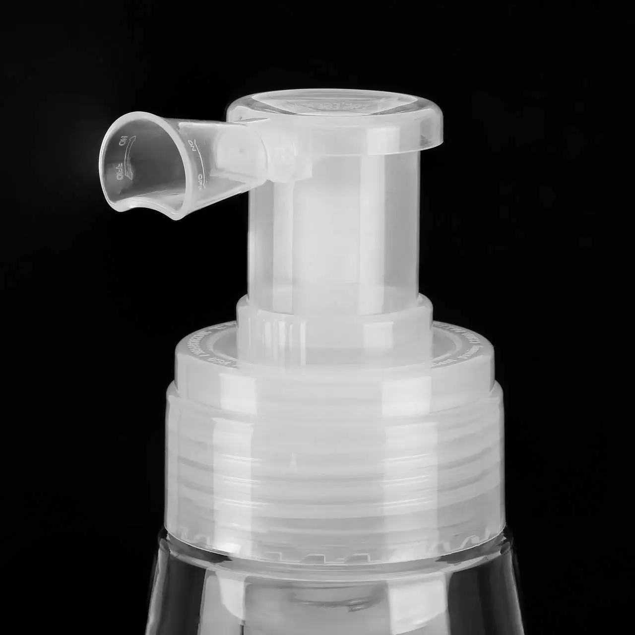 Custom 110ml 180ml Powder Bottles Spray with Locking Nozzle