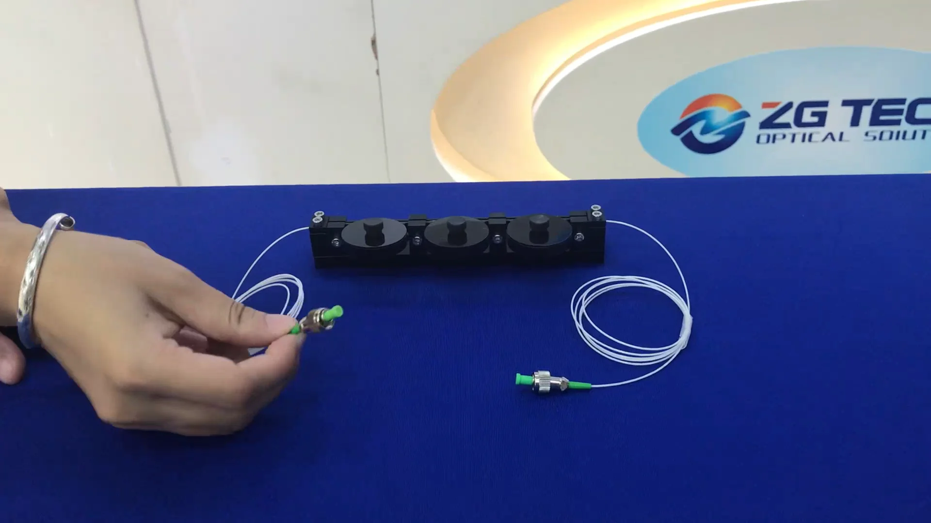 1550nm Optical 3 Paddle Polarization Controller With Fc/apc Connector 0 ...