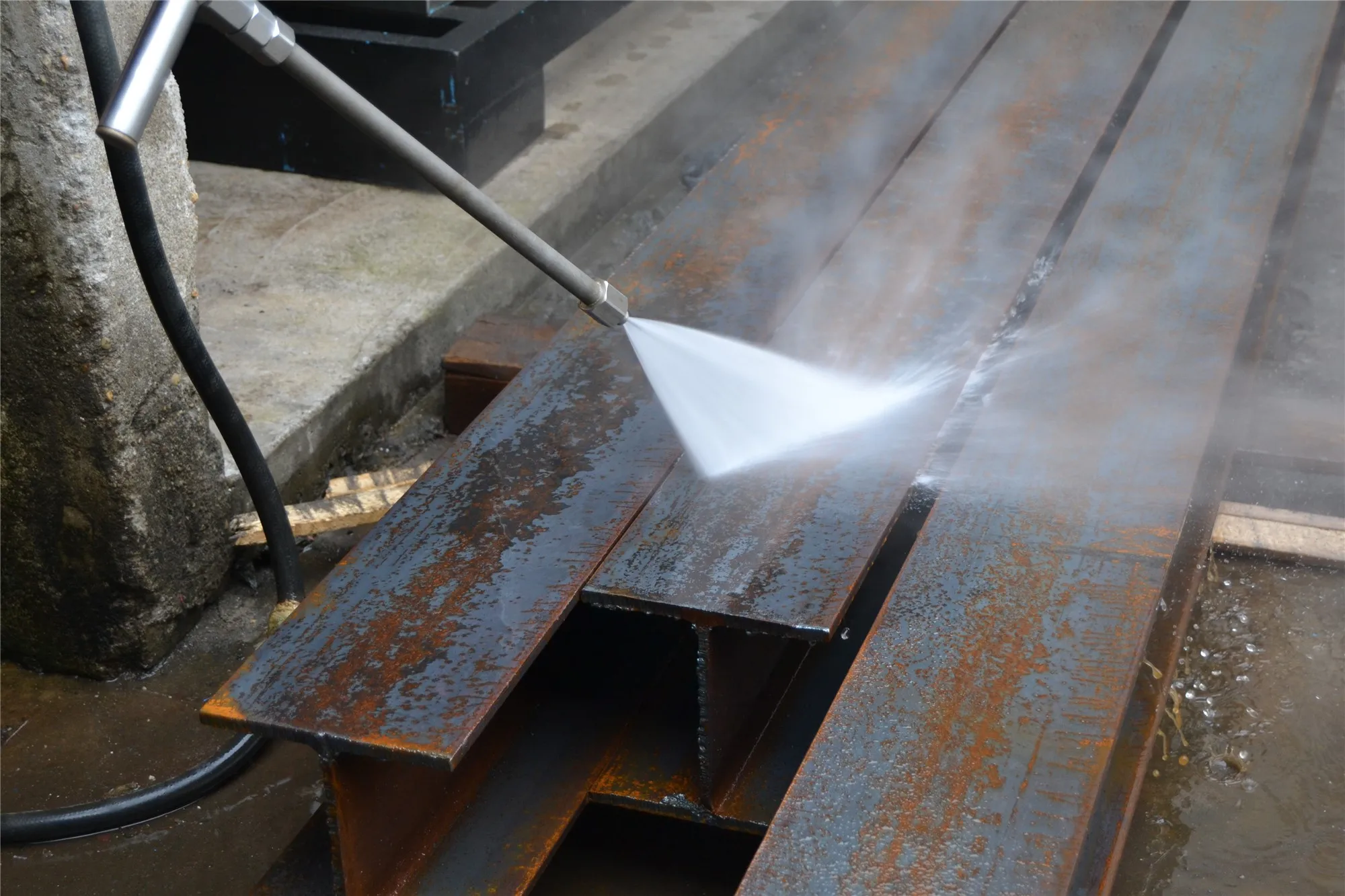 Extreme Barnacle Blasting And Removal With 300bar High Pressure Water ...