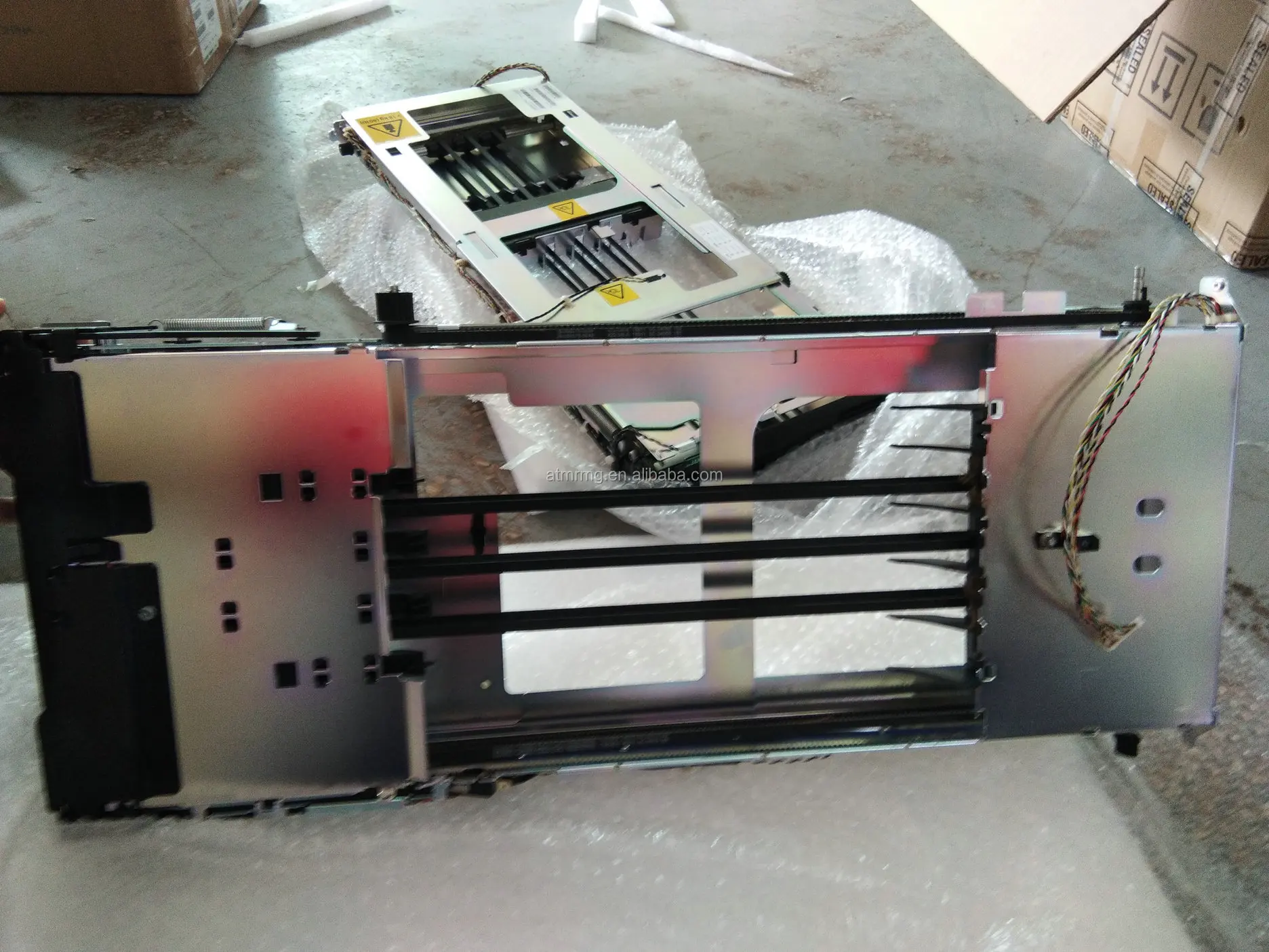 Diebold Nixdorf Opteva 562 ATM 620mm Presenter - Reliable Transport