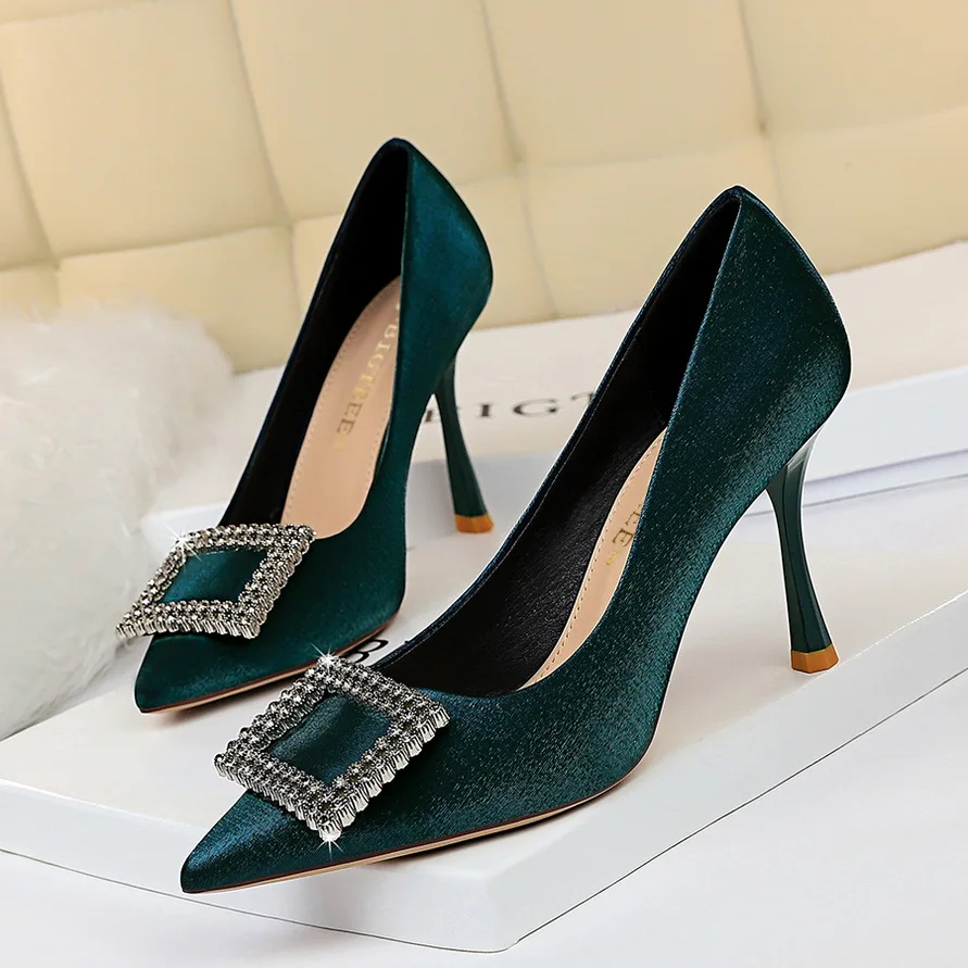 96161-6 Bigtree Fashion Satin High Heels Pointy Stiletto Heels Metal ...