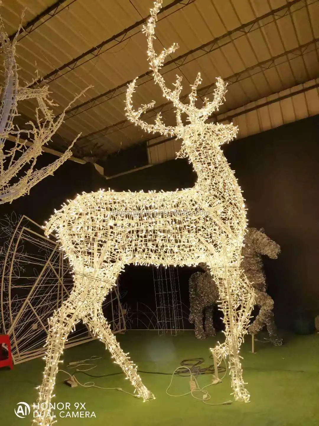 Large Outdoor Christmas Light Reindeer - Buy Outdoor Led Reindeer ...
