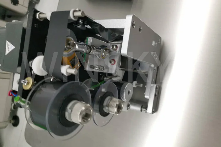 Automatic Feeder Label Applicator - Efficient & Reliable