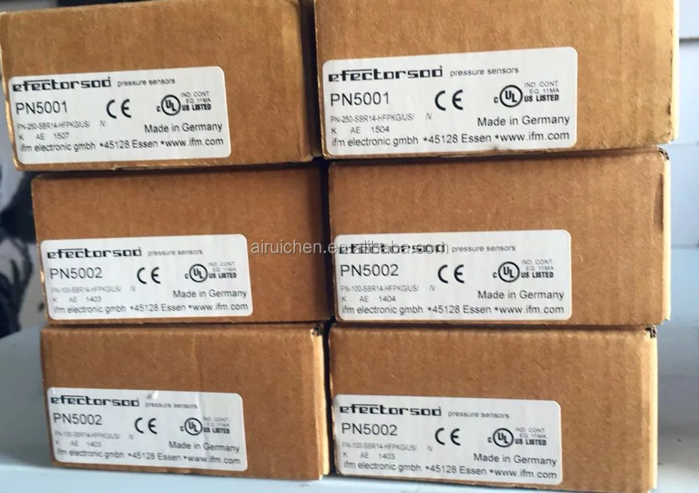 IFM O1D100 Sensor - Precision Photoelectric Distance Measurement