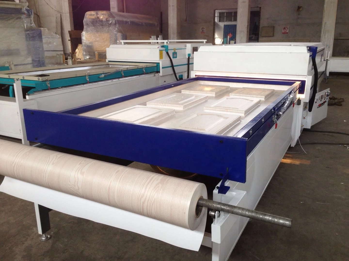 Pvc Film Full Automatic Vacuum Membrane Press Machine For Pv Veneer Hot ...