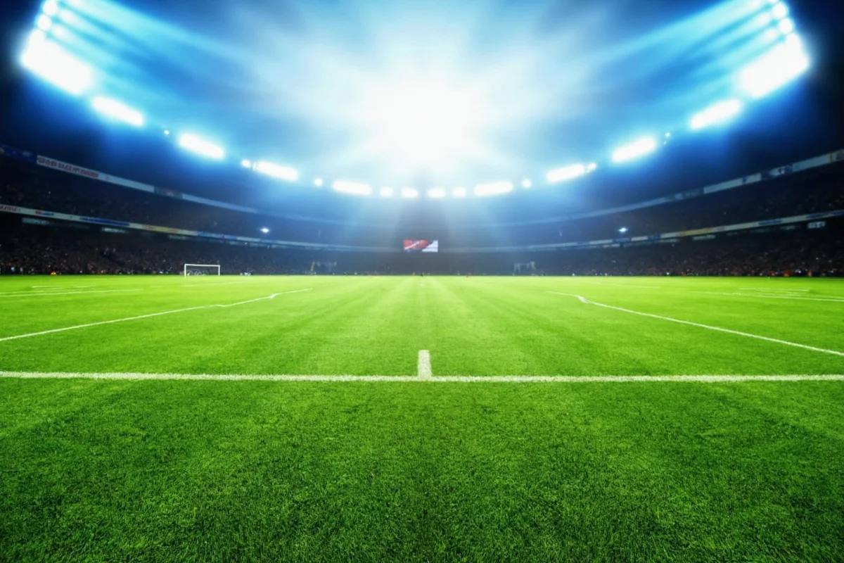 How Many Miles Is a Football Field? Full Breakdown