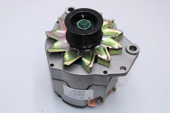 Machinery Parts 860111744 612600090147 Weichai Engine Xcmg Alternator ...