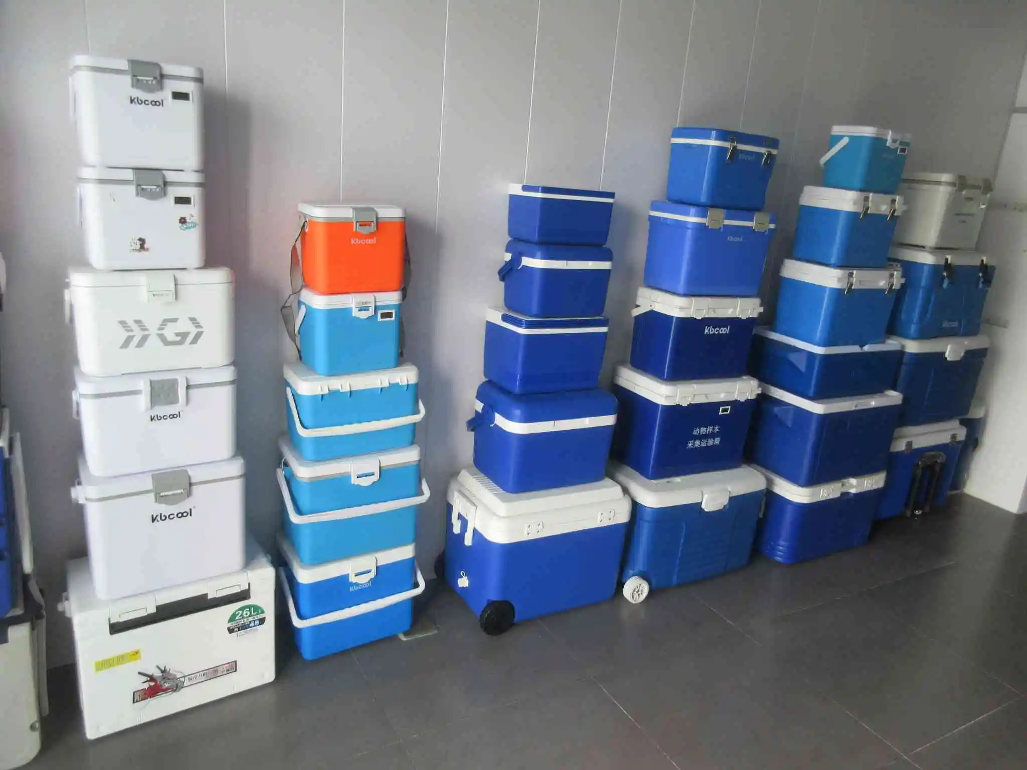 12L Cooler Box for Medical Vaccine Transport - Eco-friendly