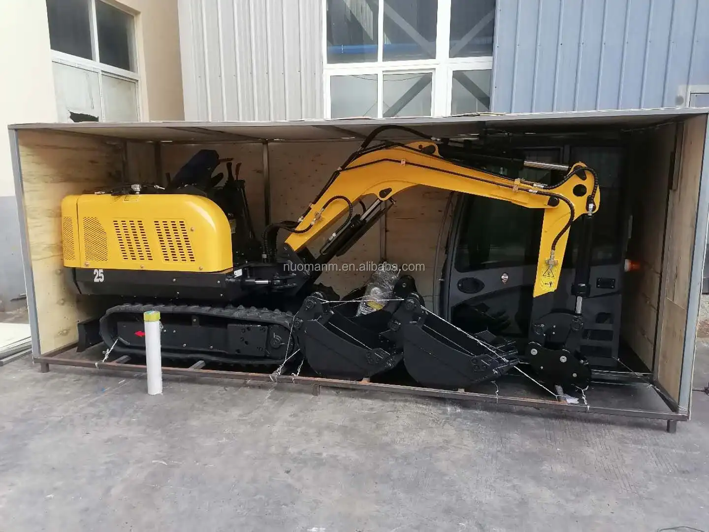 Nuoman Mini Excavator: Compact 1 Ton Crawler Excavator with Diesel Engine for Versatile Earth ...