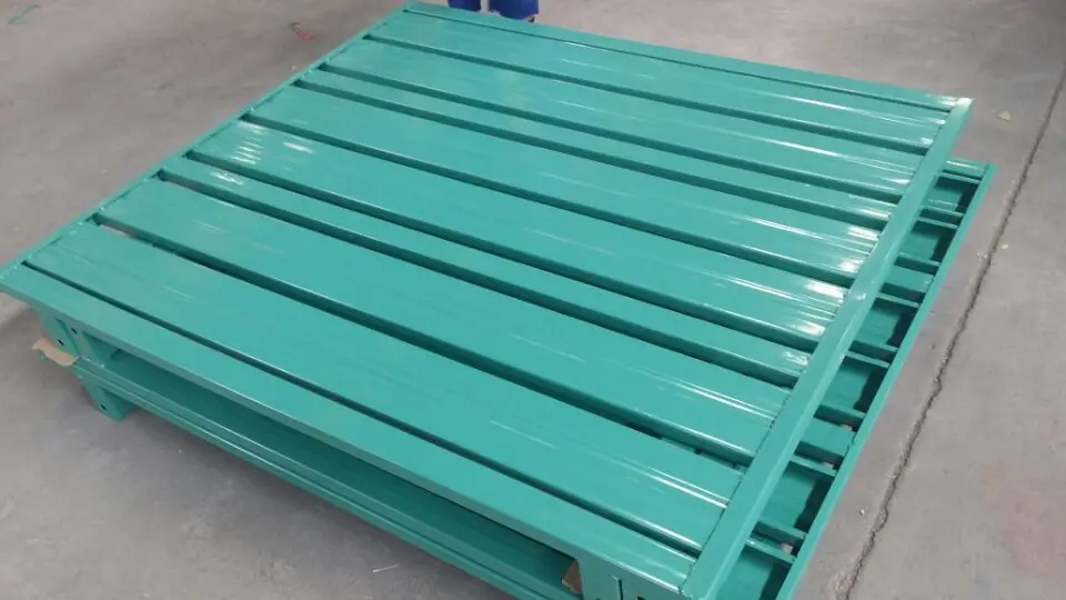 Solid Pallets - Heavy Duty Steel Pallets for 2000kgs+ Load