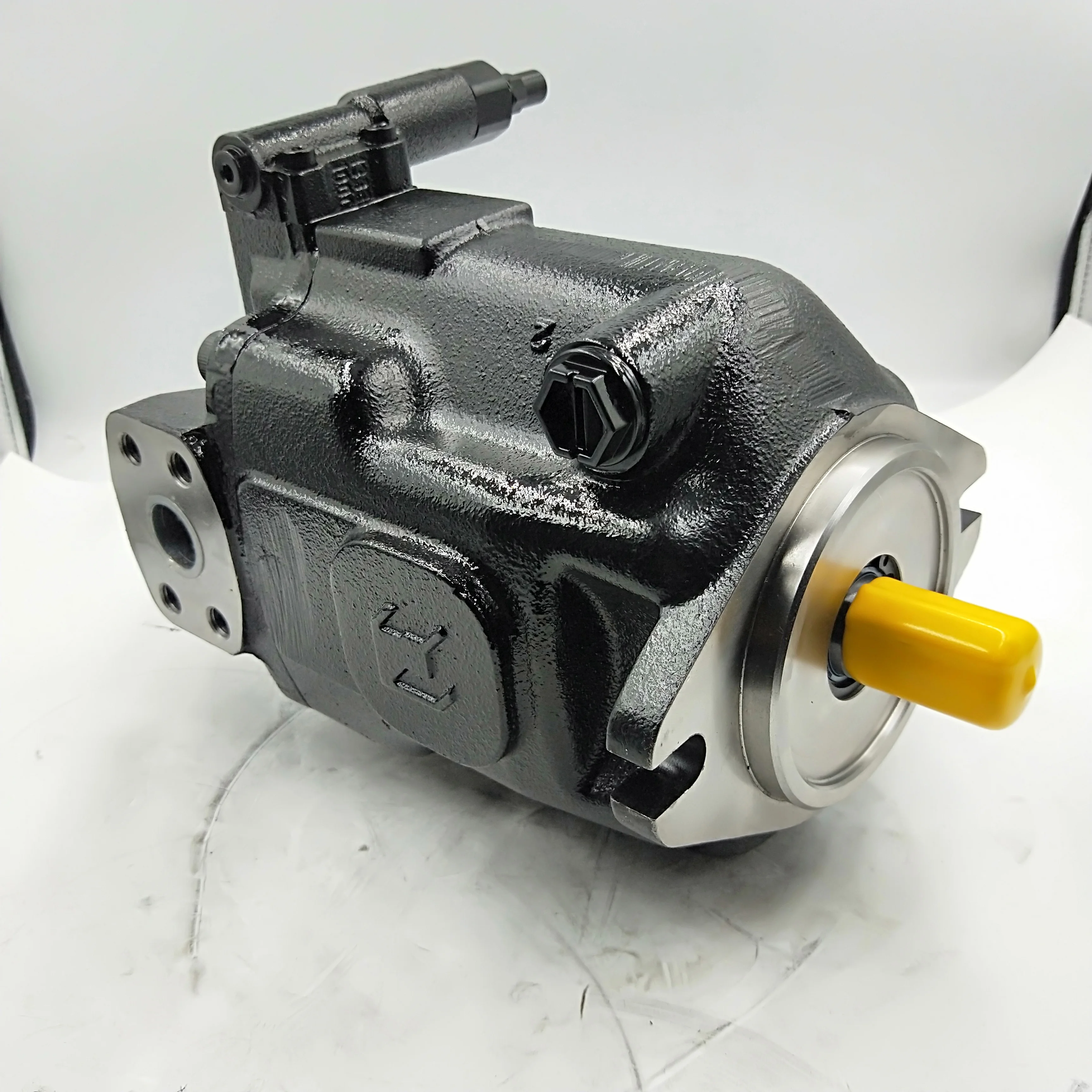Italy Hydraulic Piston Pump Pvpc Pvpc-c-5090/1d Pvpc-c-5073/1d/wg ...