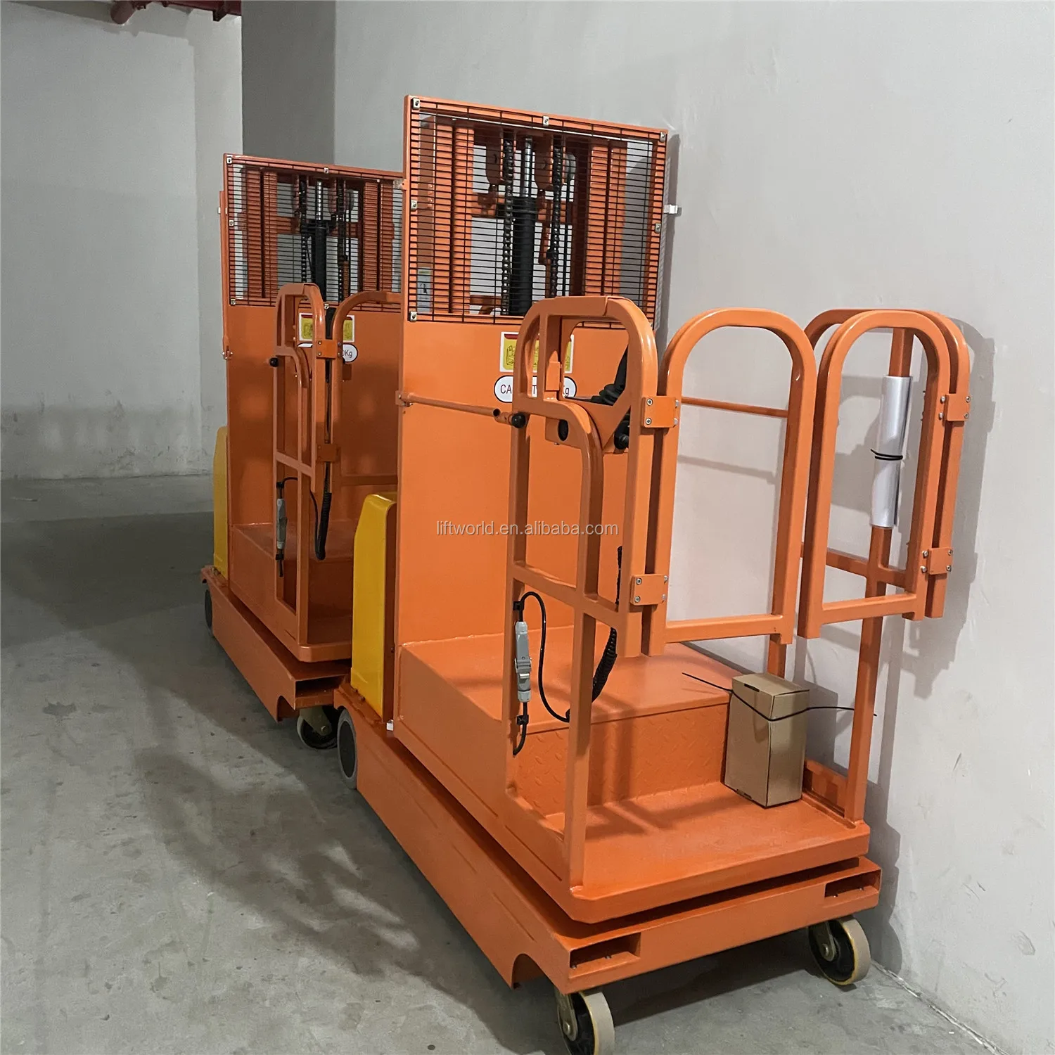 Tiny Manual Hydraulic Lift Picker Full Electric Mini Order Picker Semi ...