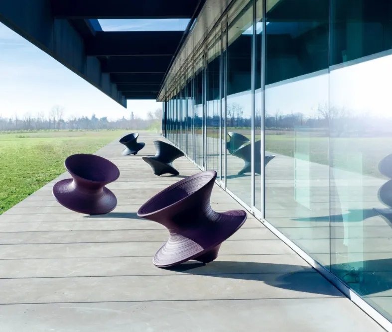 Plastic Indoor Outdoor Furniture Public Space Decoration Shopping Hall ...