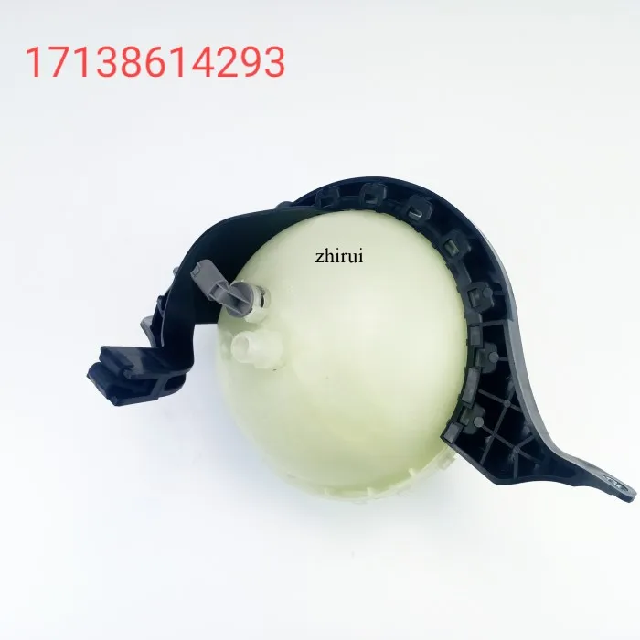 Oem 17138614293 17137649733 17137619189 Coolant Expansion Tank With ...