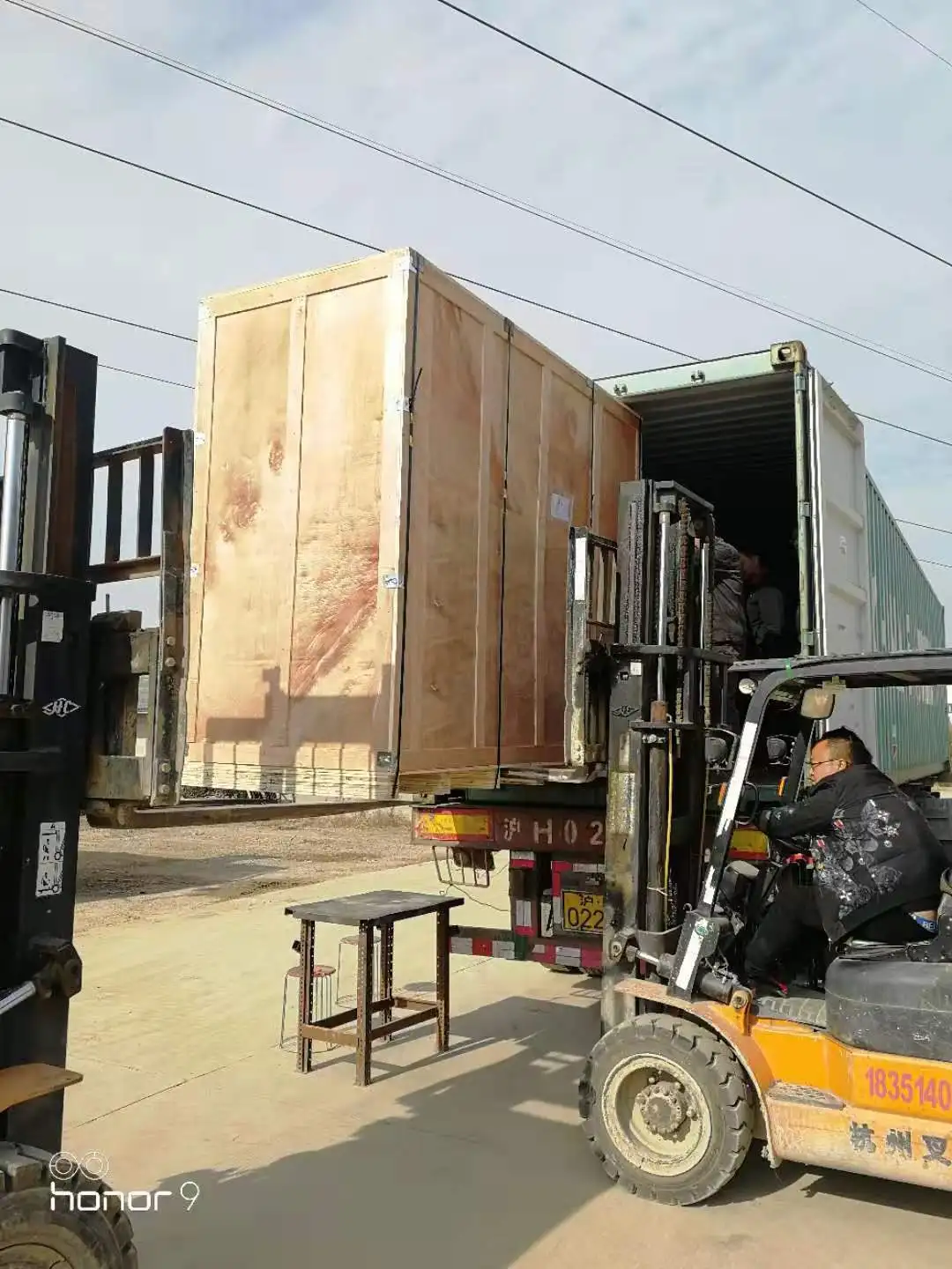 Vertical Carousel Rack System - Efficient Warehouse Solutions