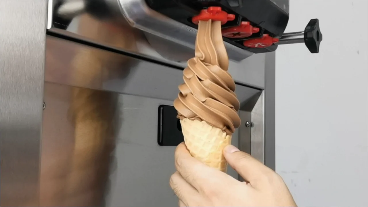 Space Floor Standing Commercial Softserve Sundae Ice Cream Machine With ...