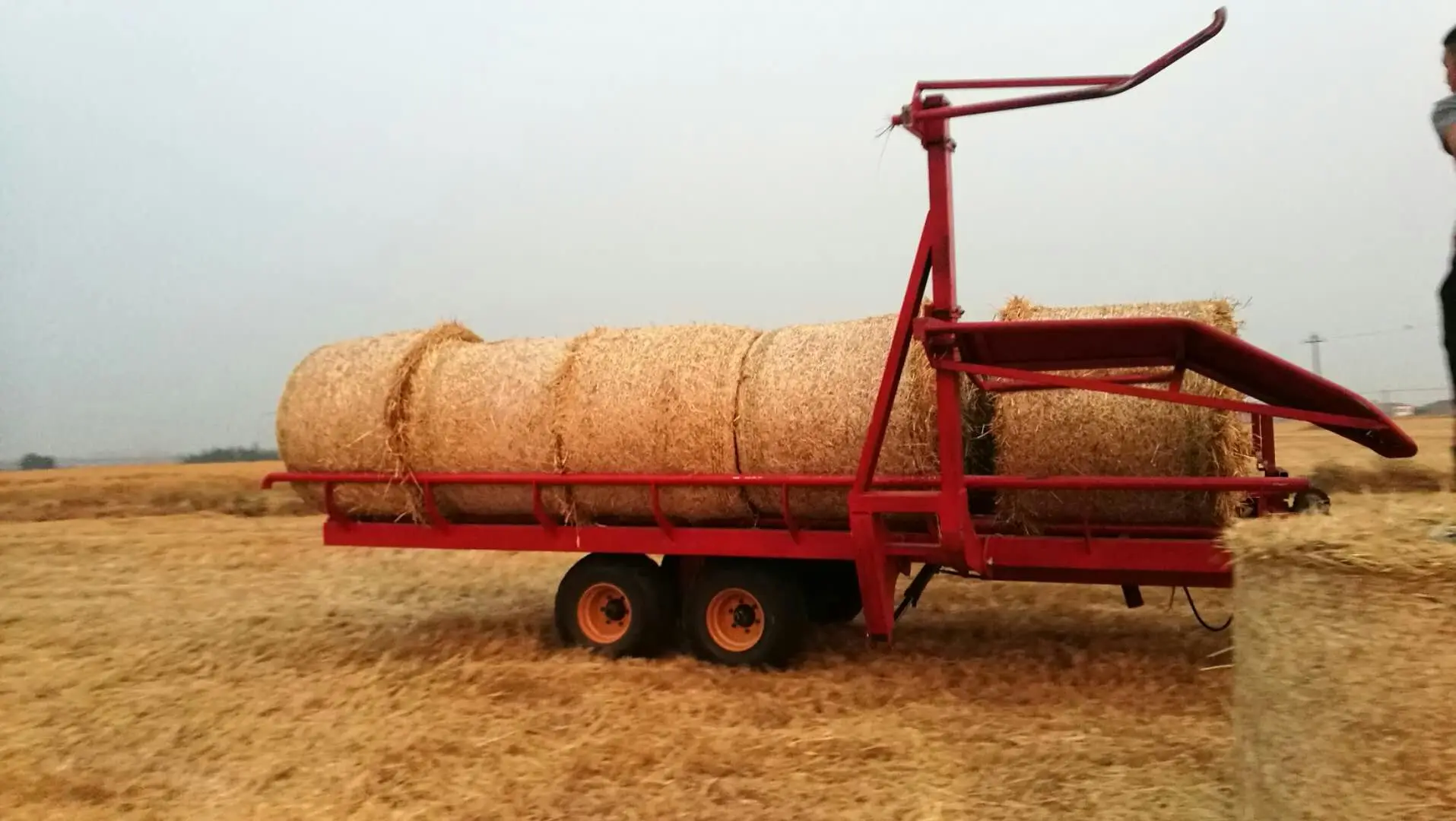 Farm Tractor Trailer For Round Bale Pickup - Buy Farm Tractor Trailer ...