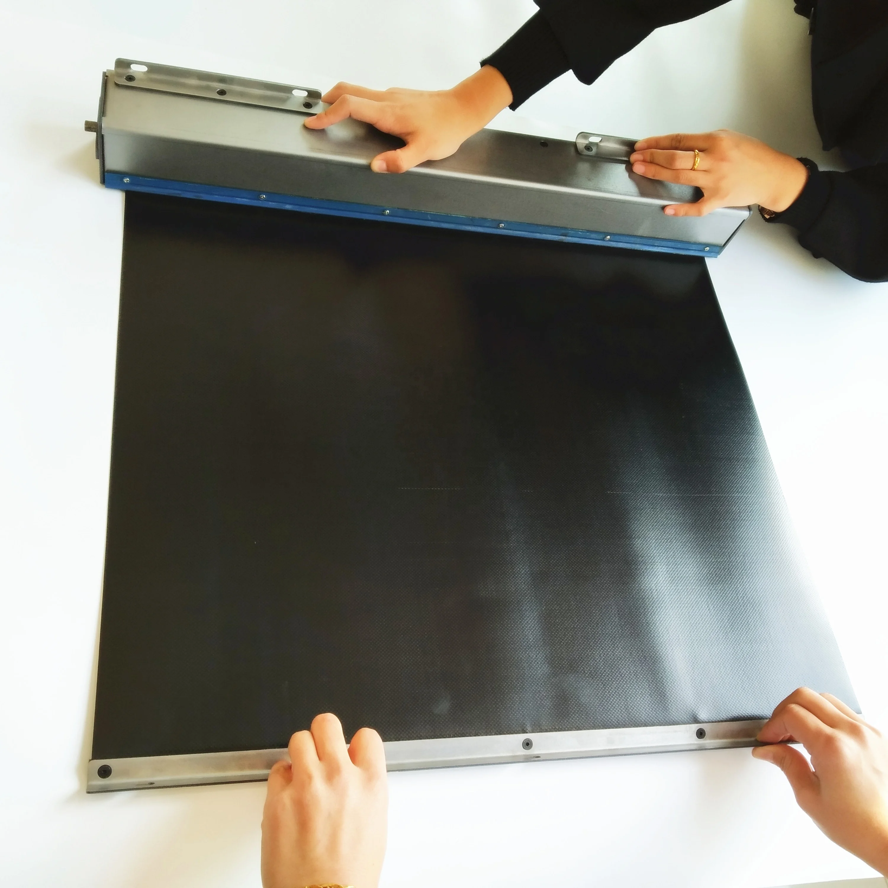 Customize Any Size Fast Delivery Flexible Open Reel Type Roll Up Covers ...