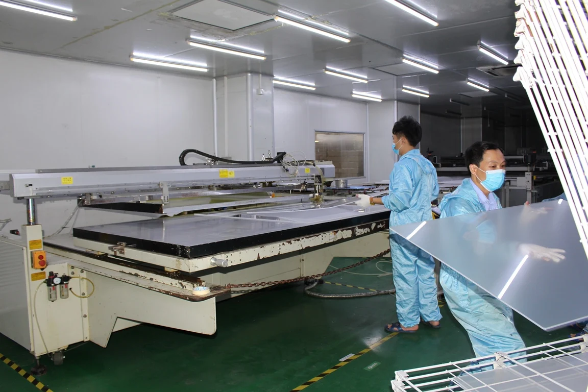 PMMA LED Light Guide Plate with 93% Transmissivity & Customizable ODM