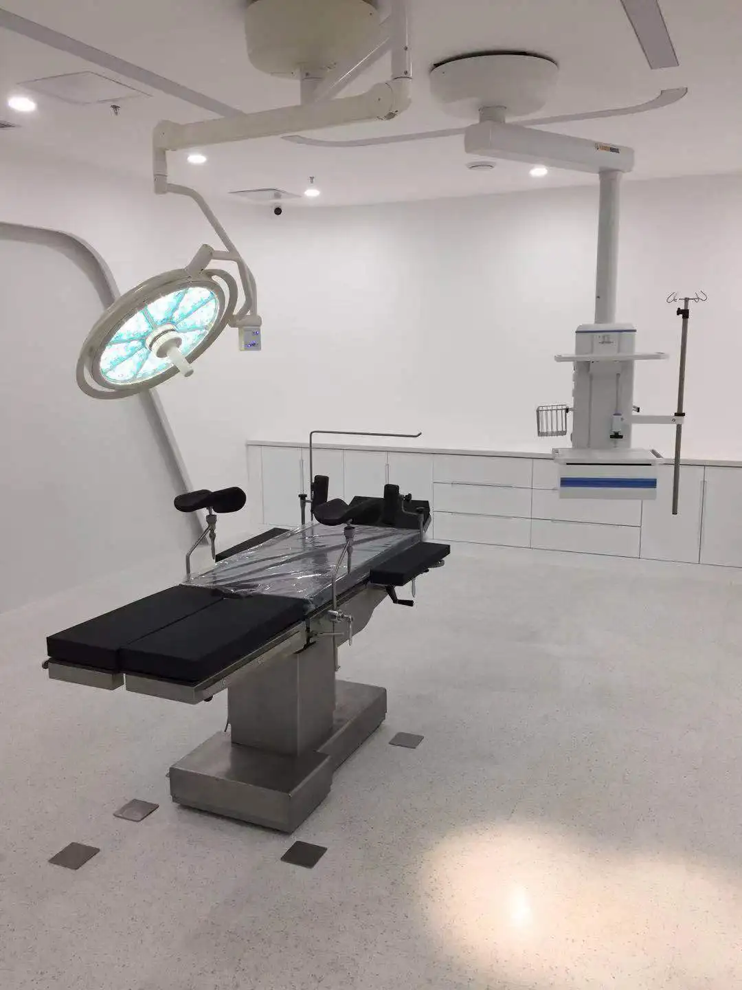 Surgery Operating Room Table Surgery Bed Operation Room Table C Arm ...