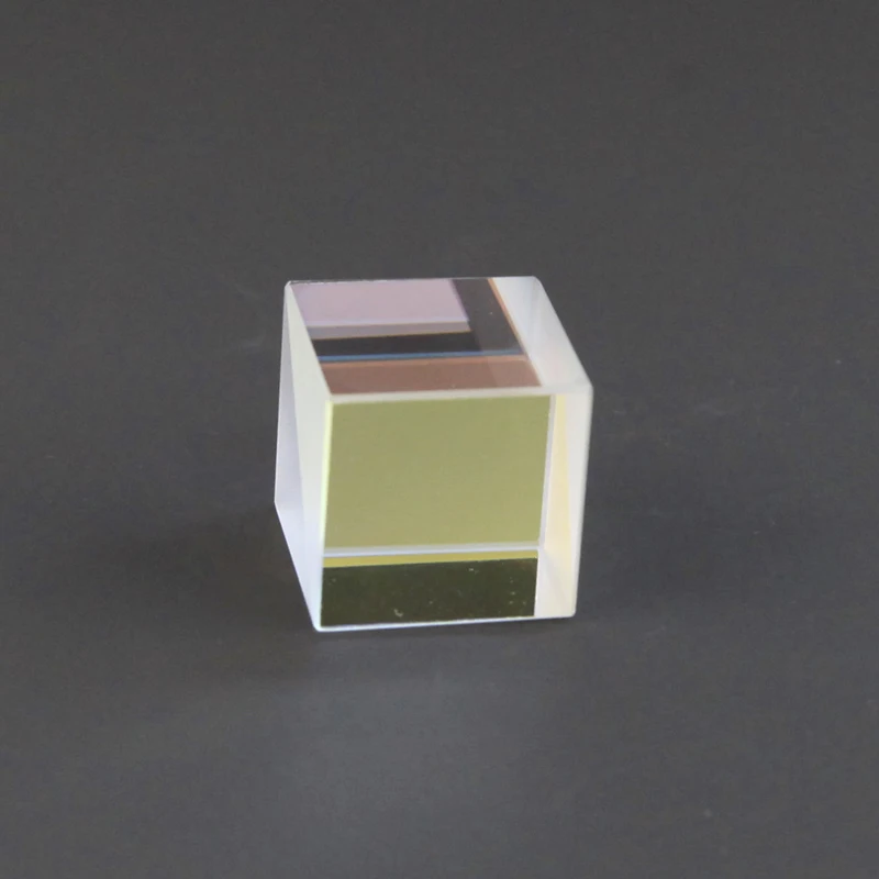 Custom-made Beam Splitter Prisms for Broadband Applications
