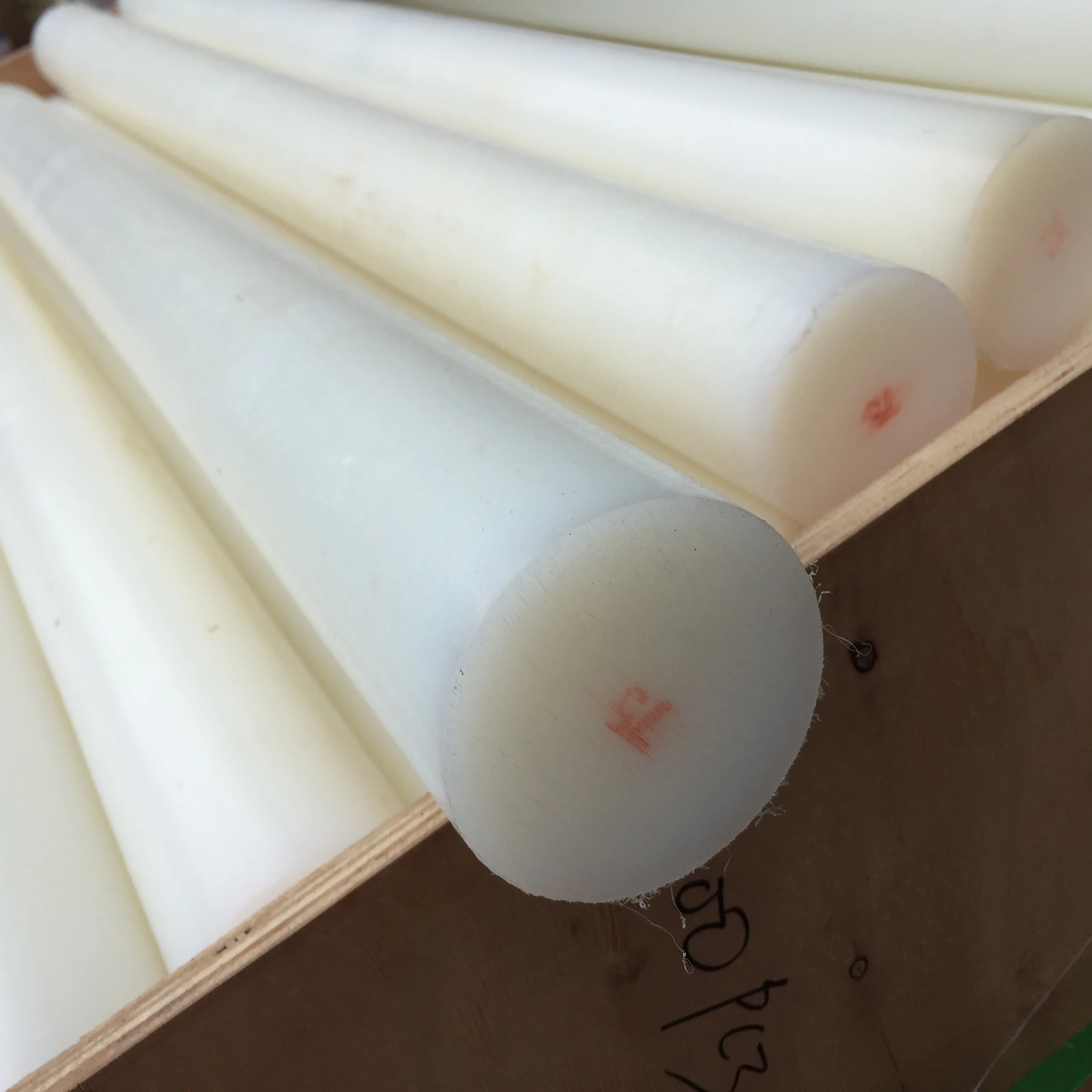 White Natural PA6 Nylon Rod - Durable and Versatile