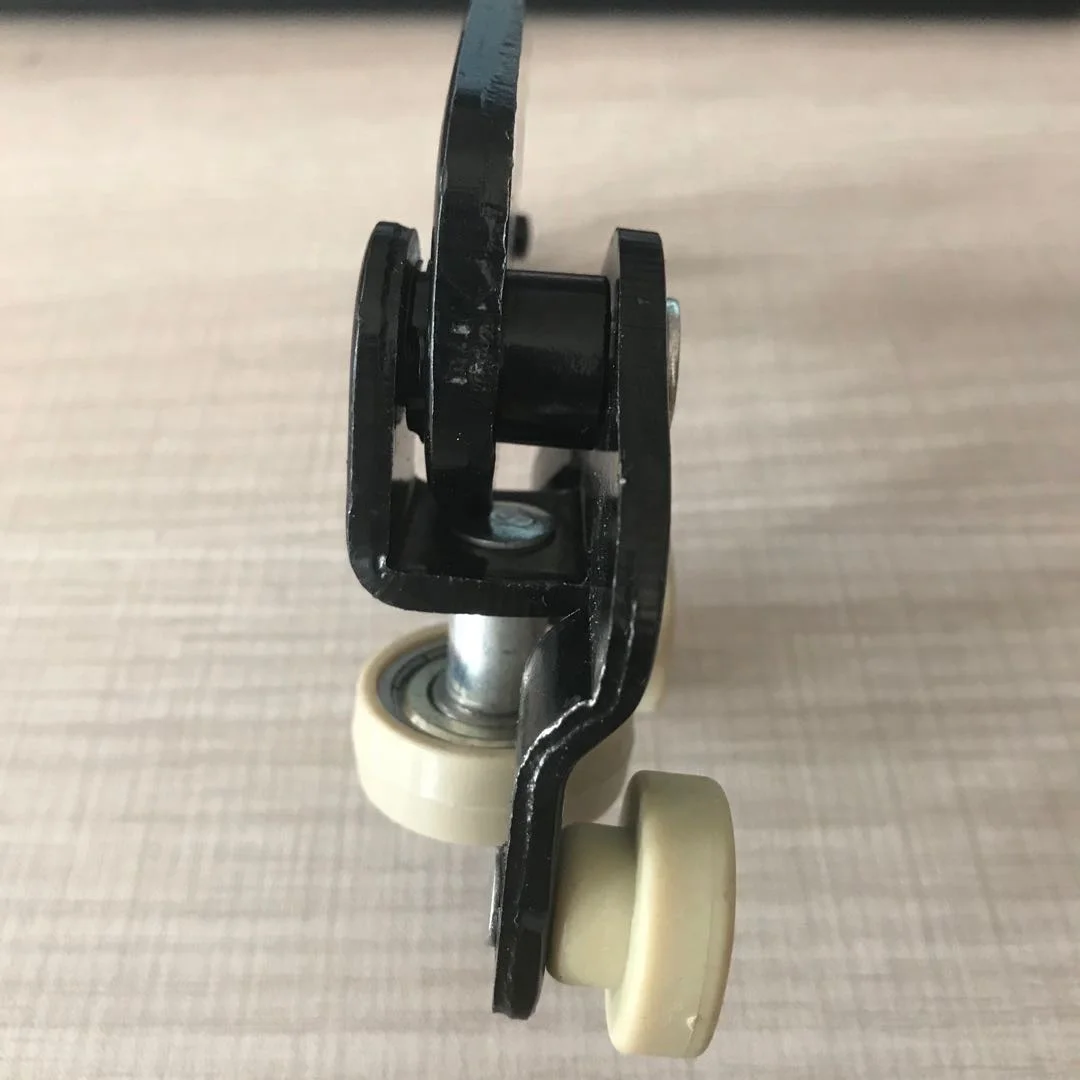 Wholesale Auto Parts Sliding Door Roller Assy For Hiace Trh Kdh 2003 ...