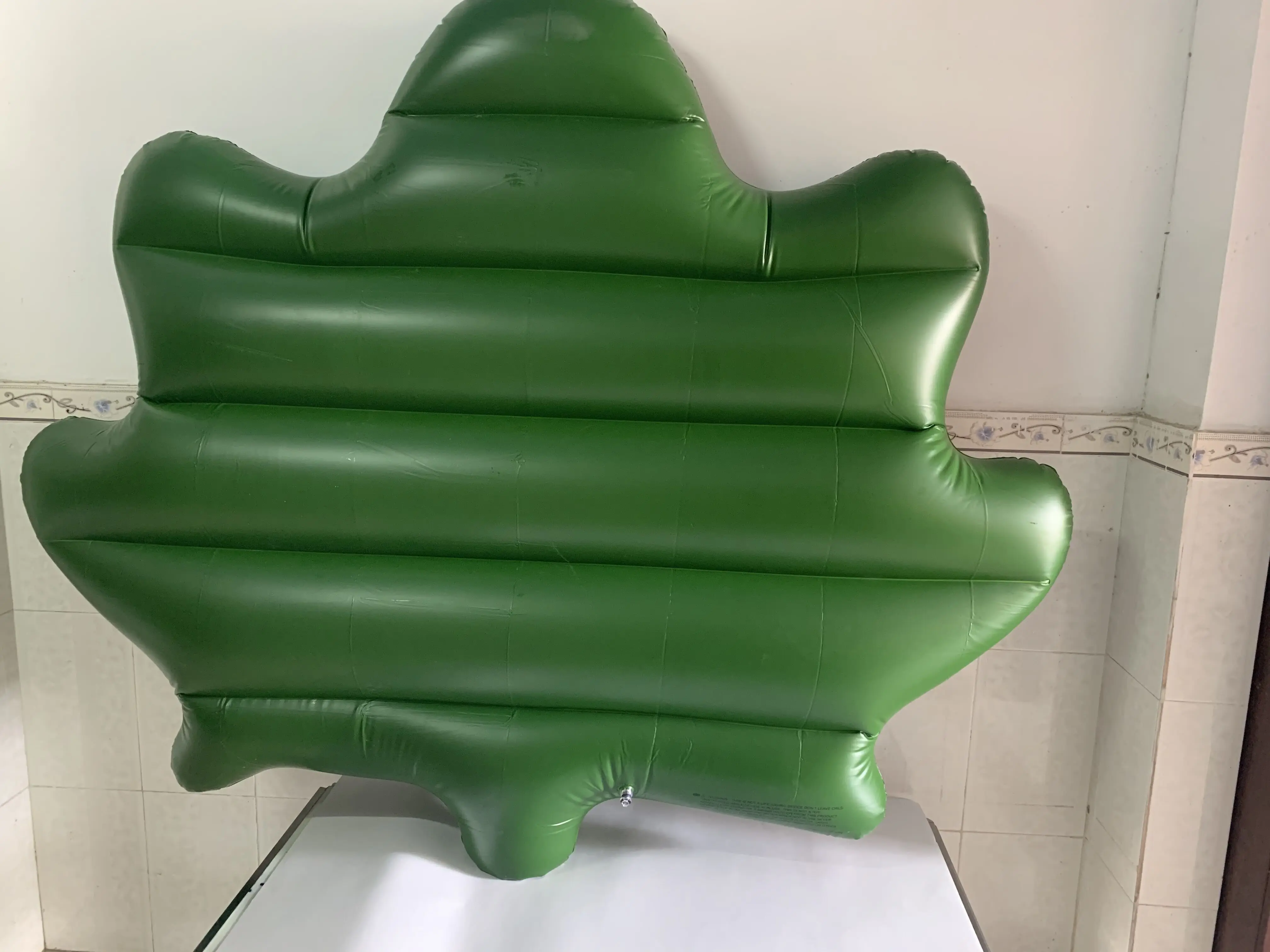 Inflatable Pot Leaf Weed Pool Float Loungers - Giant Leaves