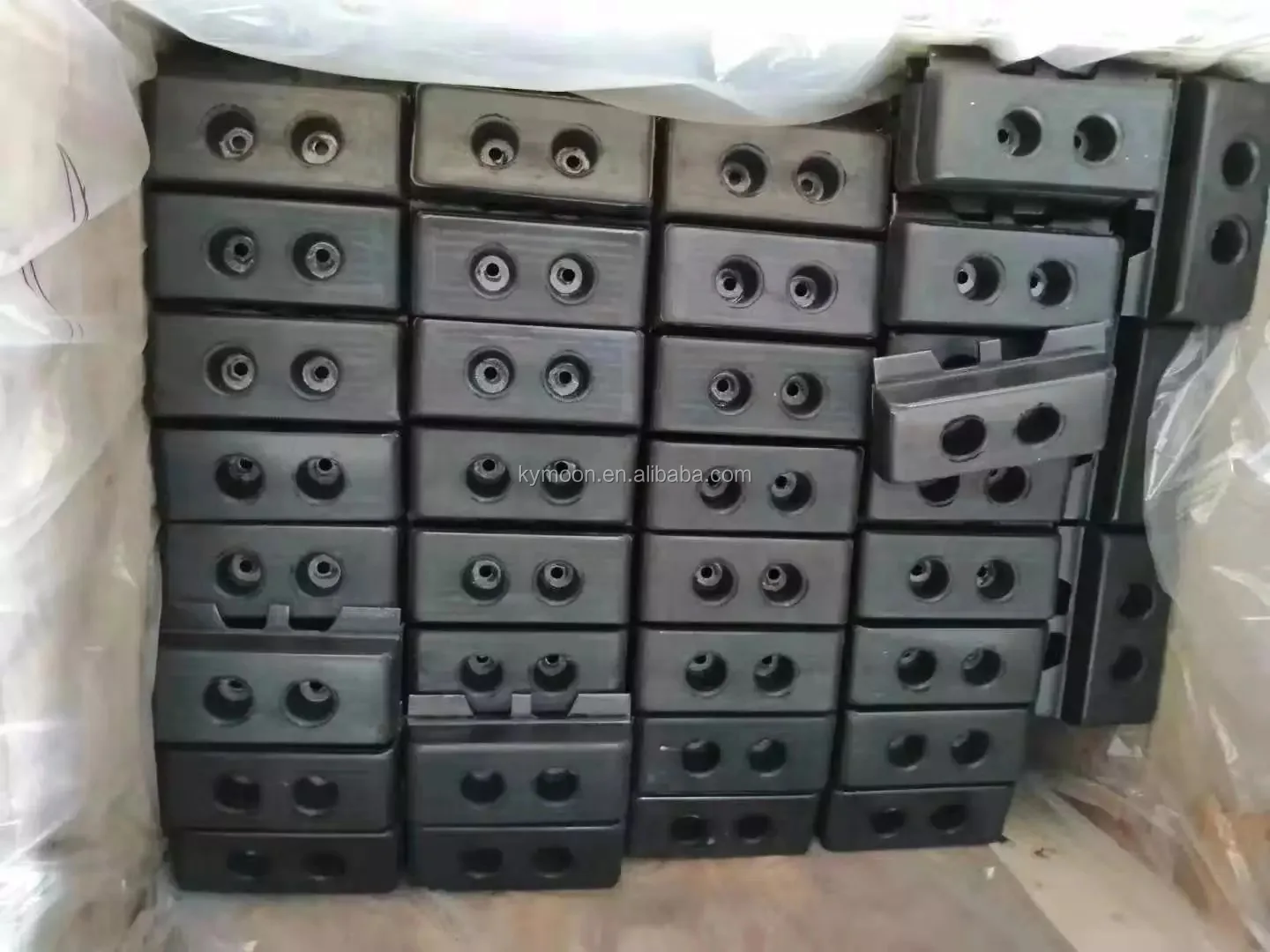 Rubber Track Shoes & Pads for Excavators - Durable & Efficient