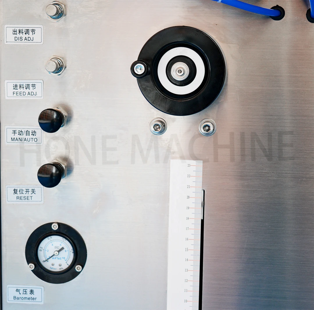 Honemix Semi Automatic Hot Liquid Wax Mixing Filler Machine