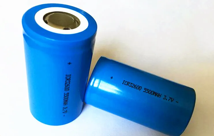 Rechargeable Li-Ion Batteries 3.7V 5500mah - 700~1000 Cycles