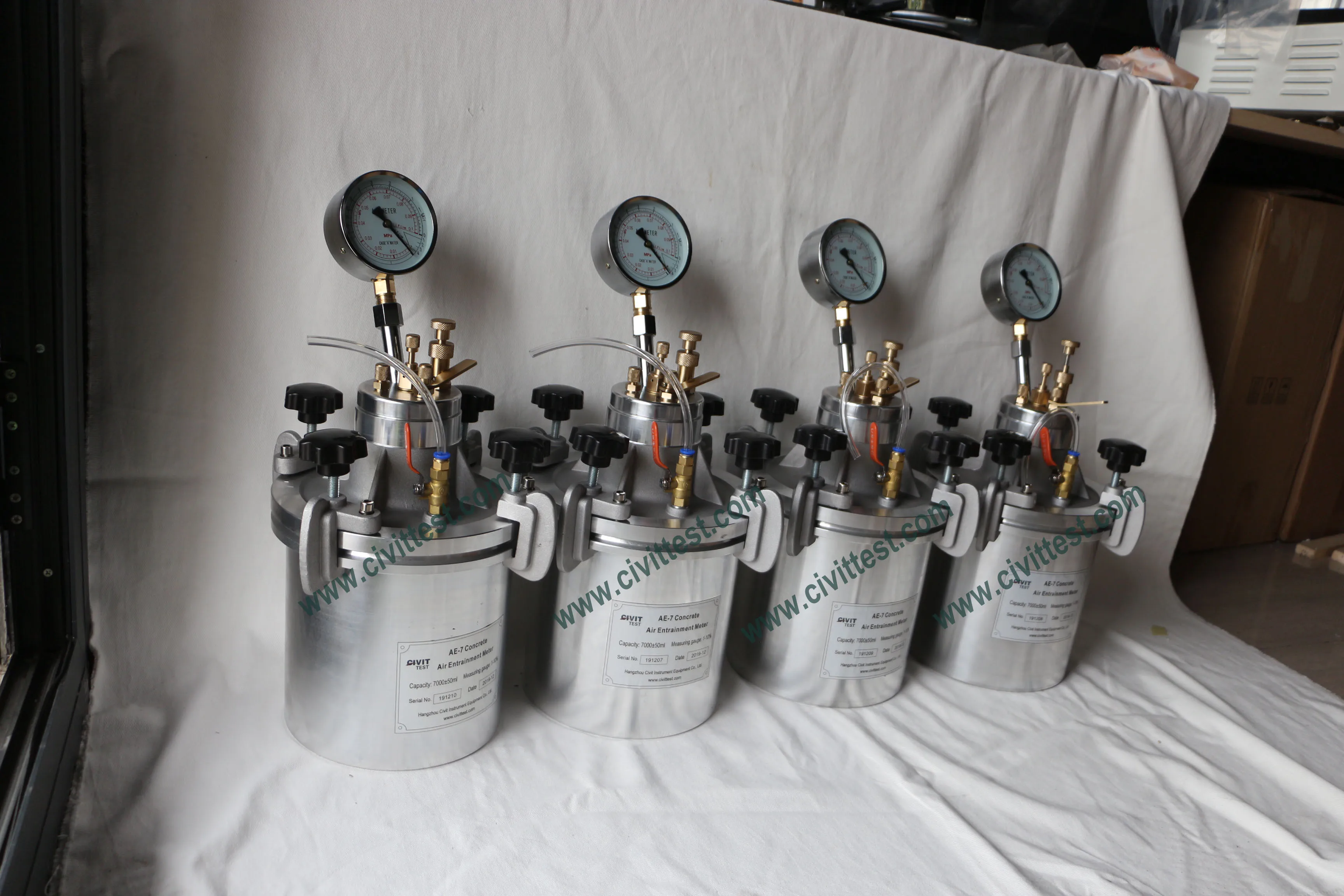 MP-7L Fresh Concrete Air Content Meter - Accurate & Reliable