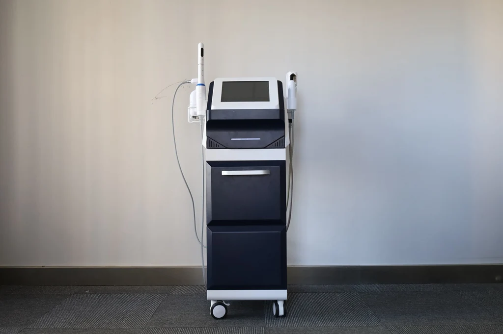 2023 Hotest H2O2 Space Oxygen 10 in 1 Facial Multifunction Machine