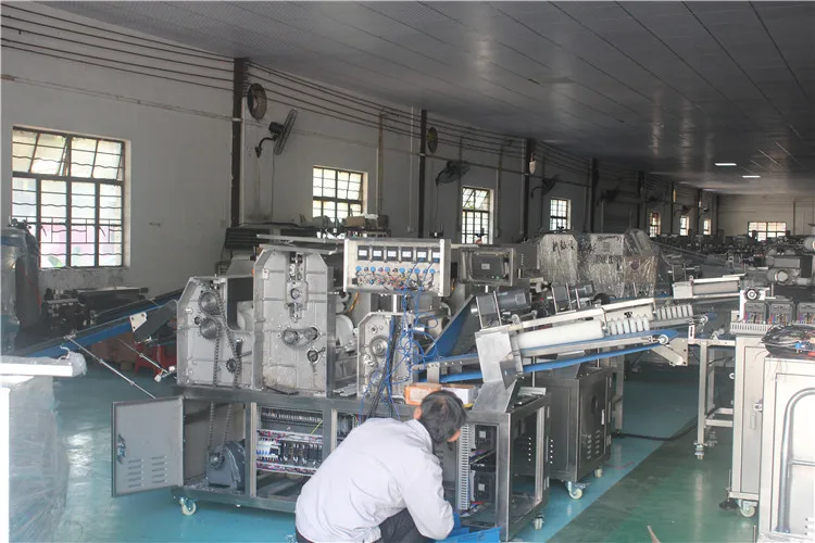 Automatic Continuous Puff Pastry Roller Machine Dough Sheeter Cookies ...