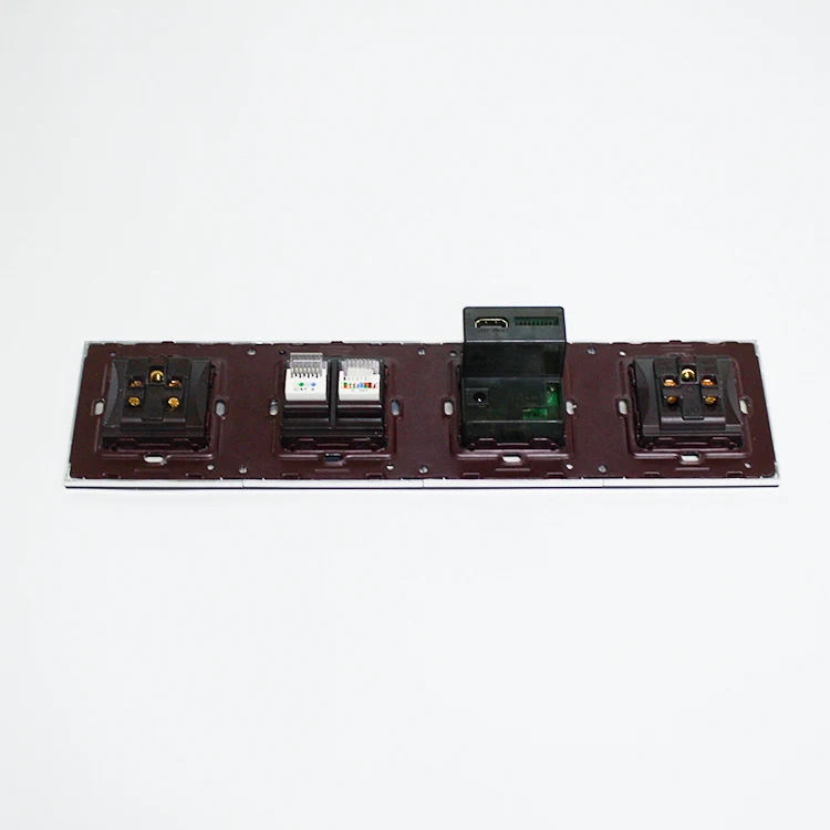 Customized 5 Star Hotel Wall Mounted Media Hub with Bluetooth