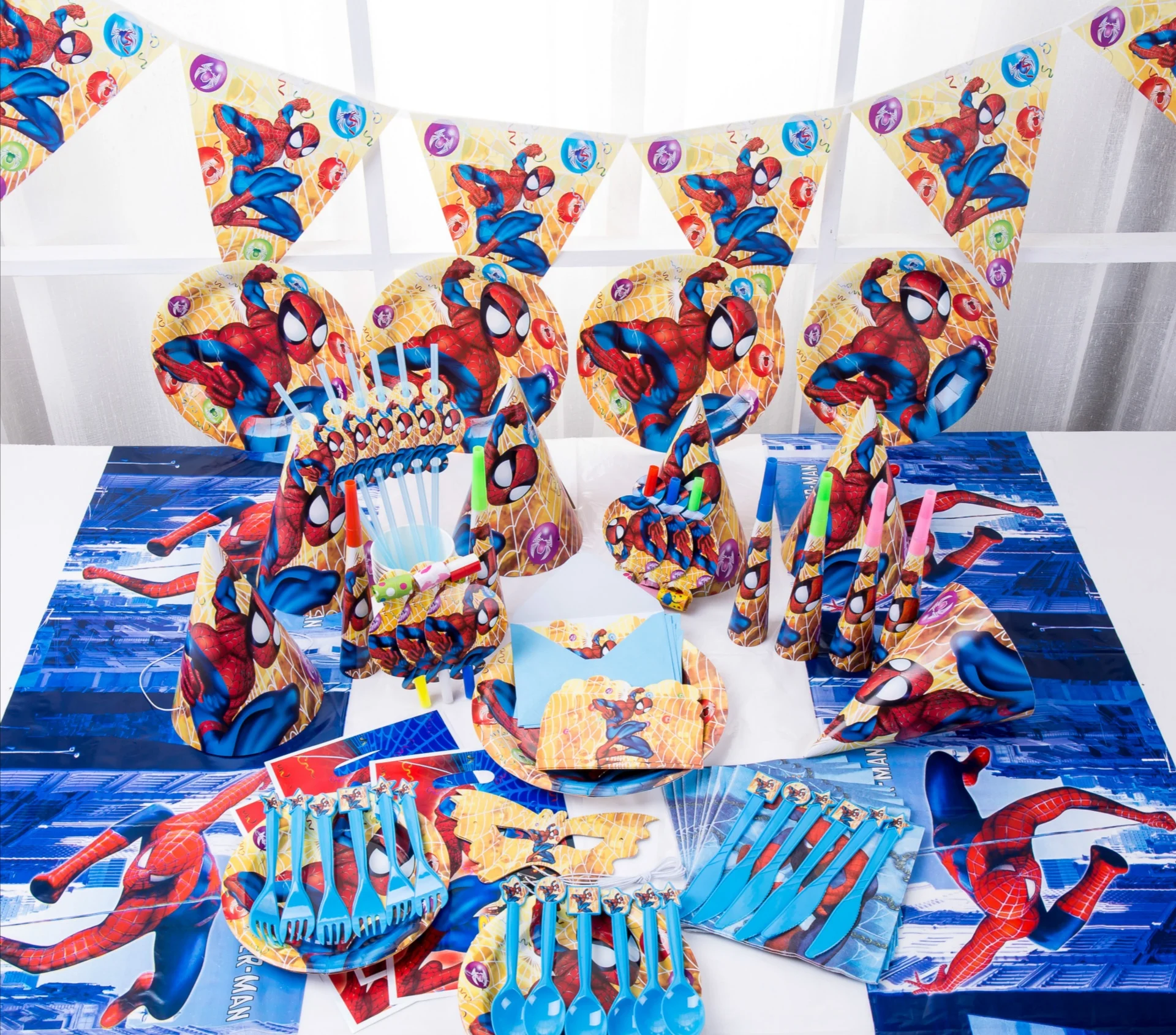 Mermaid Carton Pictures Children Birthday Party Kit With Carton Hats ...