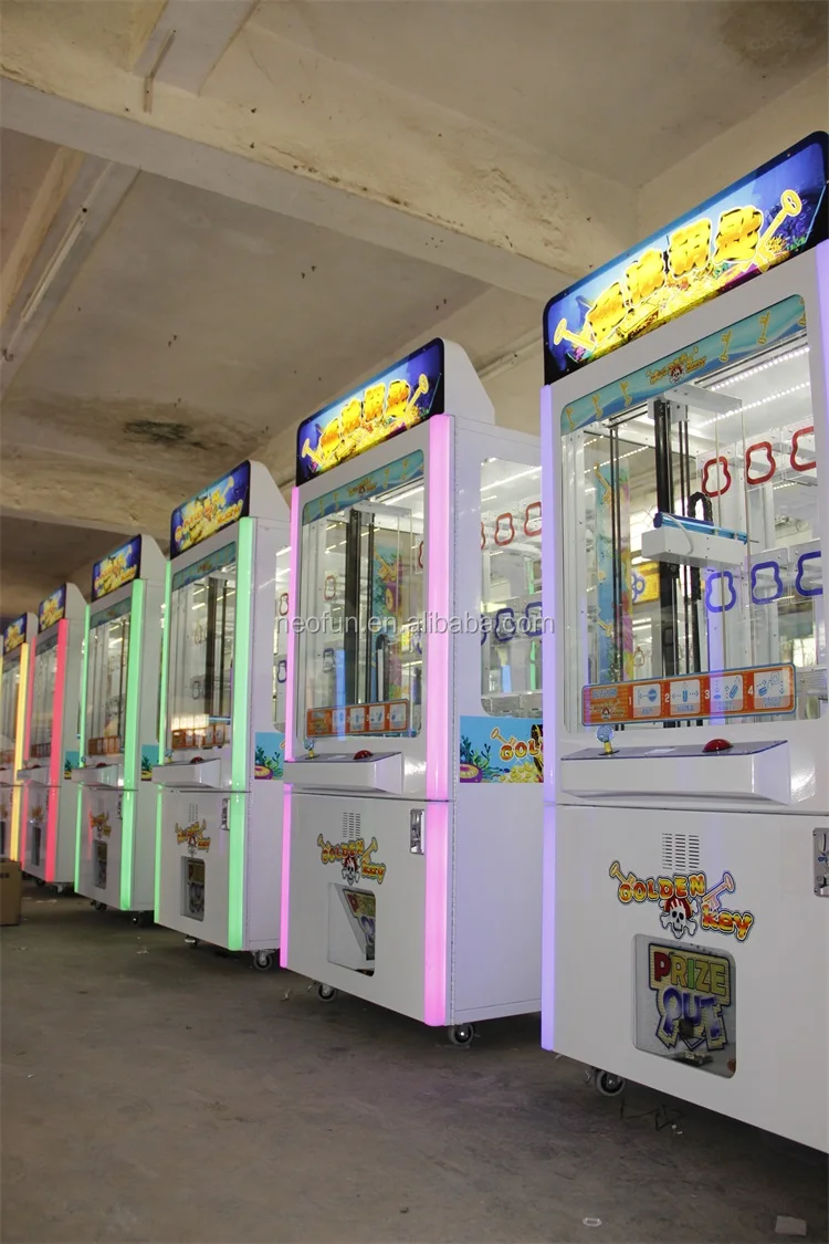 Coin Operated Key Master Push Toy Gift Machine Prize Redemption Arcade ...